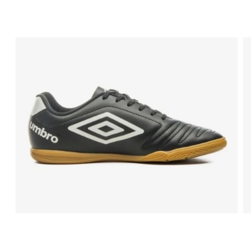 Chuteira futsal indoor Umbro Classic | Shopee Brasil
