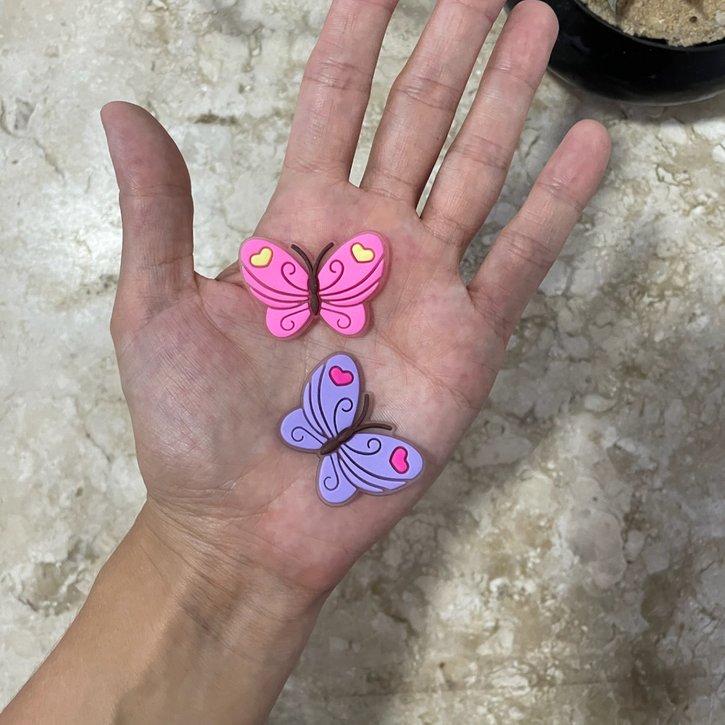 Kit 2 Pins Broches Para Crocs Babuche Emborrachados Jibbitz De ...