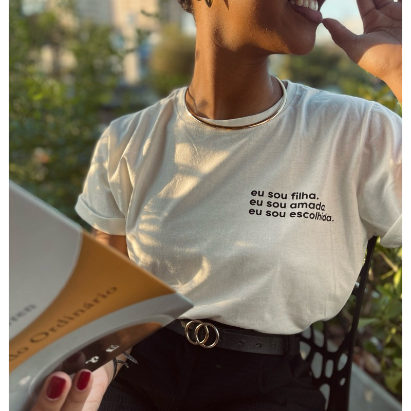 camiseta Blusa evangélica T-shirt eu sou amada Cristã | Shopee Brasil