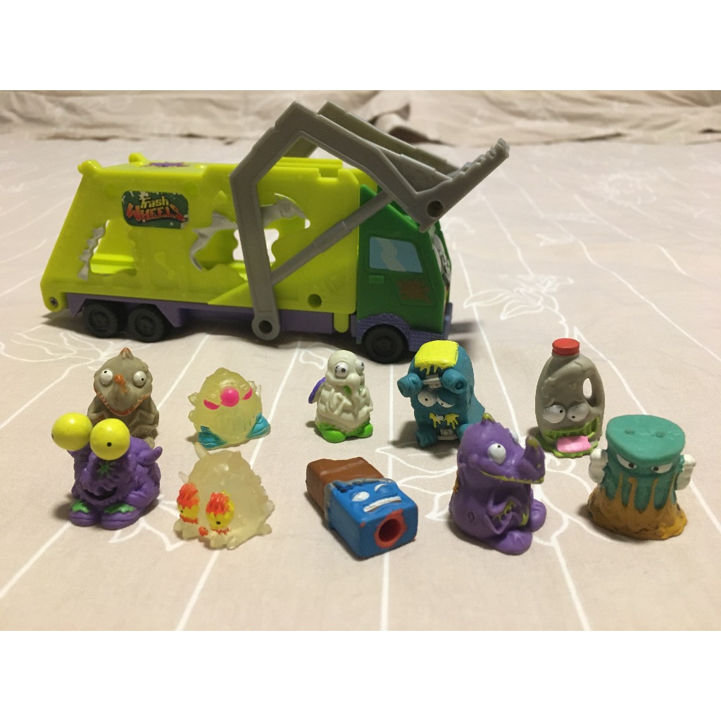 brinquedo Trash Pack com 10 bonecos trash e caminhão lixo carreta ...