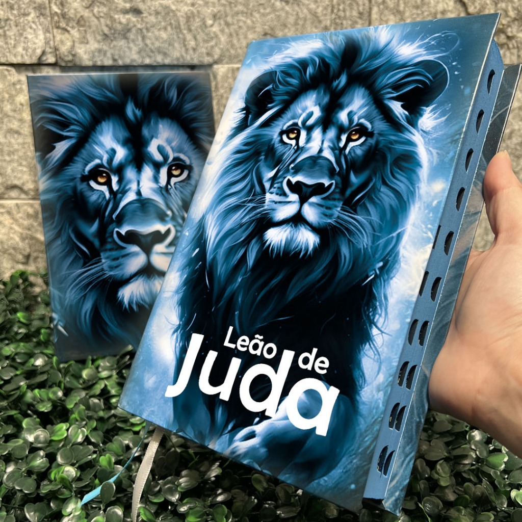 Bíblia Sagrada Leão de Juda Azul Edifica LETRA HIPER GIGANTE Com Harpa e Índice | Shopee Brasil