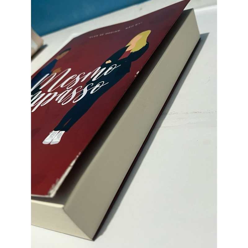 livro “Mesmo Compasso” - Laura Vitelli | Shopee Brasil