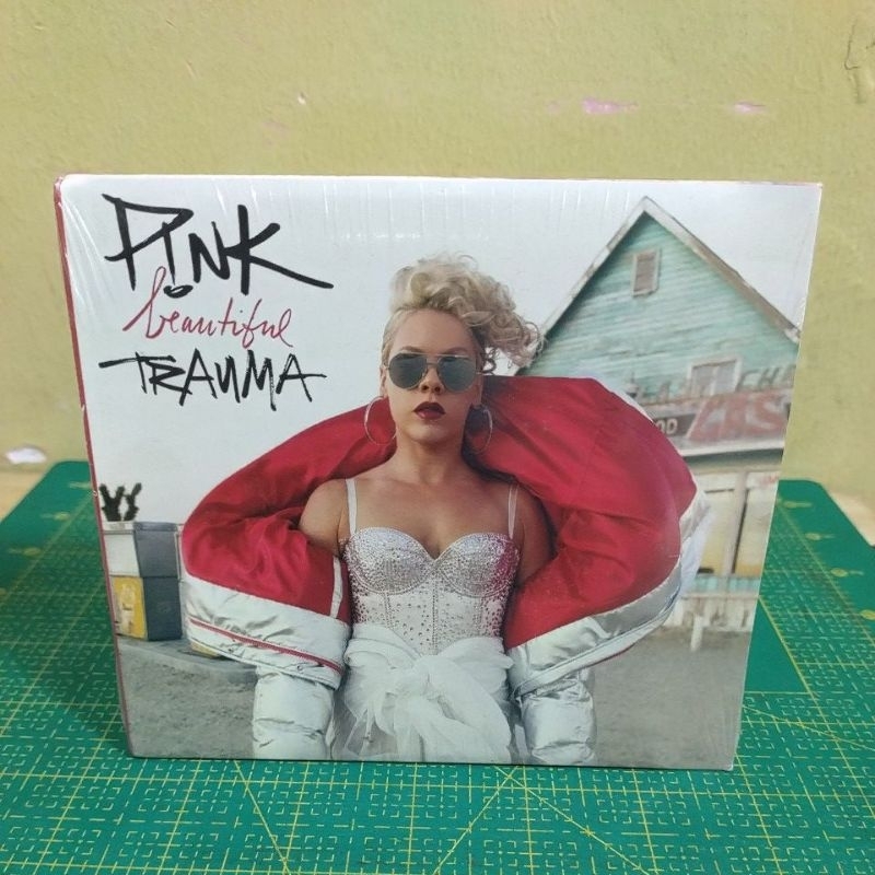 Cd P!nk - Beautiful Trauma | Shopee Brasil
