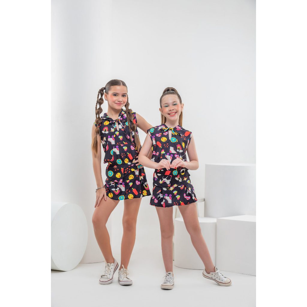 Conjunto Infantil Juvenil Menina Shorts e Blusa Com Touca Tecido Crepe ...