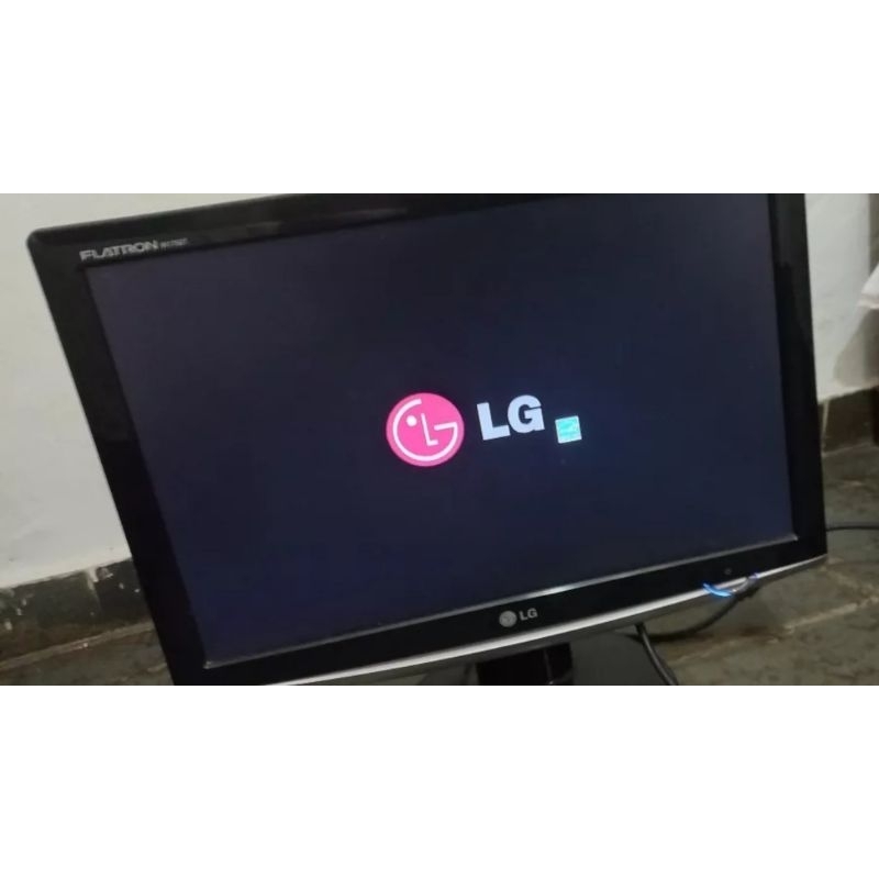 MONITOR LG LCD MODELO W1752T DE 17 POLEGADAS | Shopee Brasil