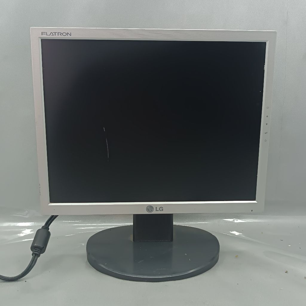 Monitor LG Flatron 15" (usado) | Shopee Brasil