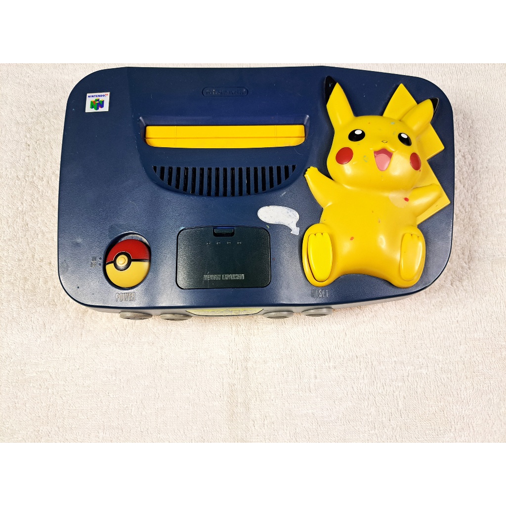 Console Nintendo 64 Pikachu Americano. Somente o console. Funcionando ...