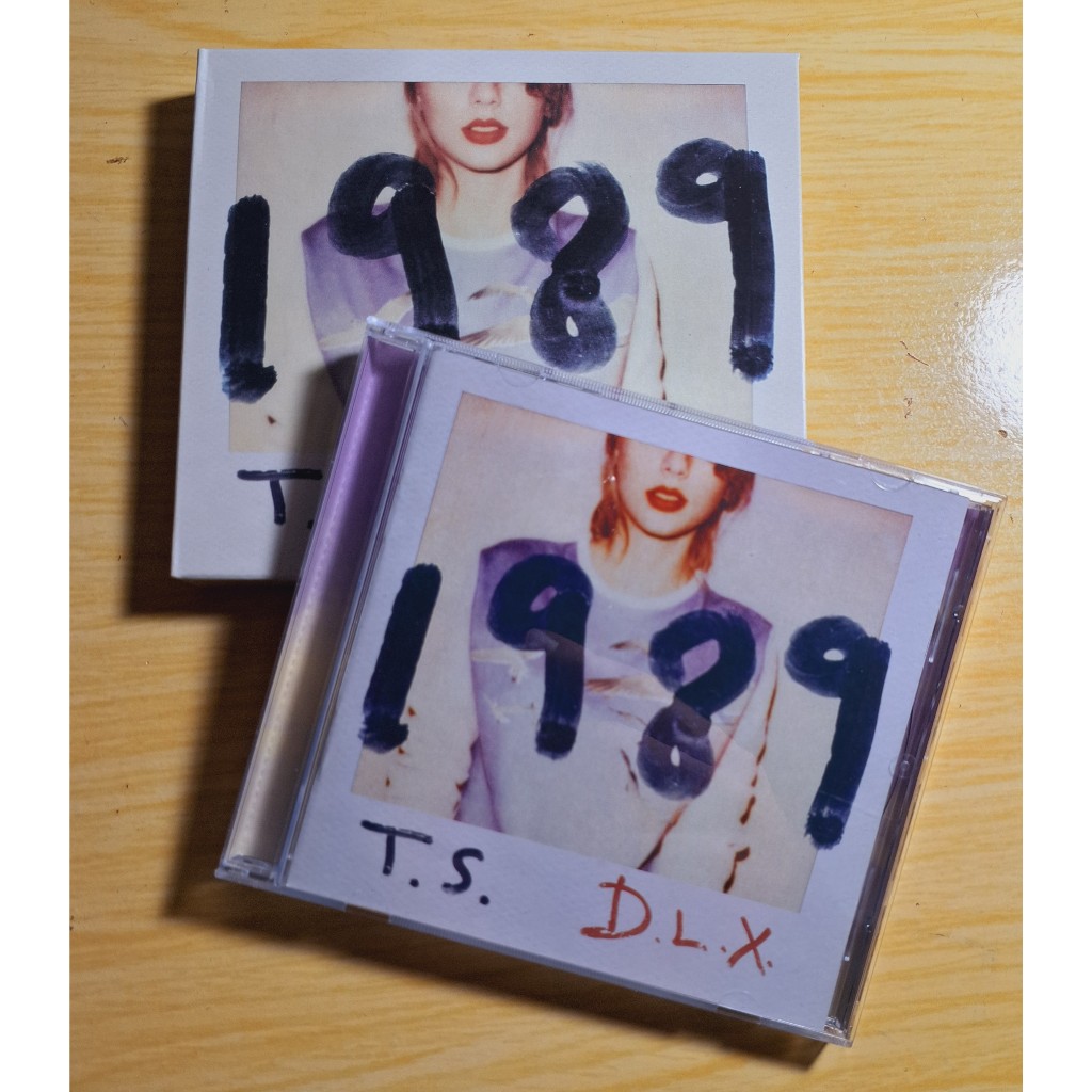 Taylor Swift - CD 1989 D.L.X. - Deluxe Edition Target | Shopee Brasil