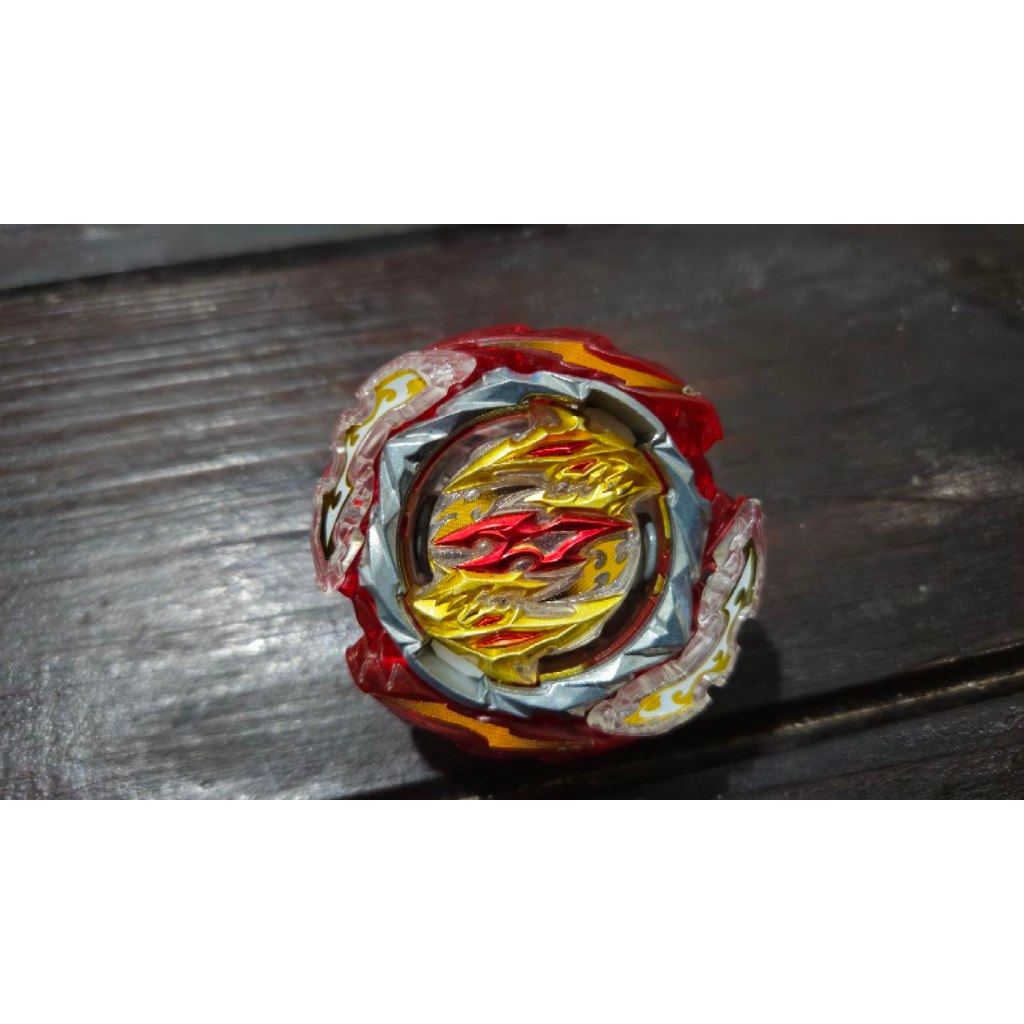 Beyblade Burst Cyclone Ragnaruk TakaraTomy | Shopee Brasil