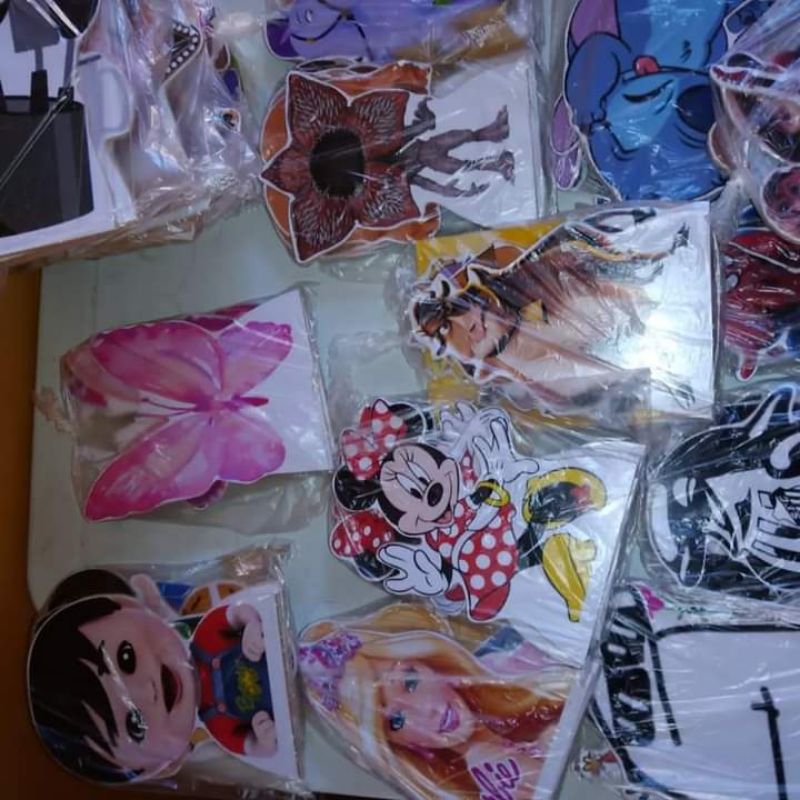 kit 6 displays de MDF de 20 cm ESCOLHA O SEU TEMA | Shopee Brasil
