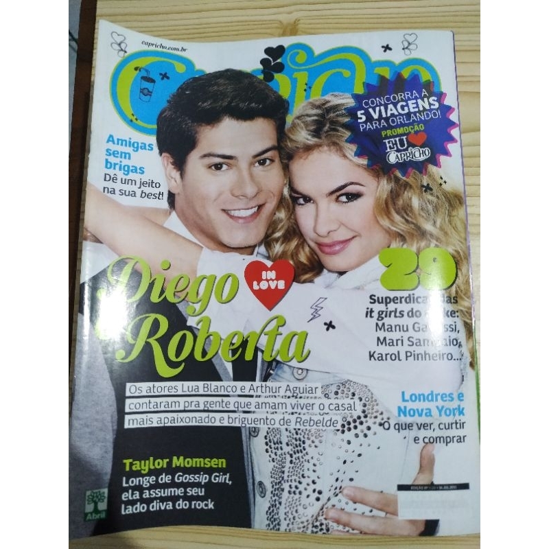 Revista Capricho Lua Blanco e Arthur Aguiar | Shopee Brasil
