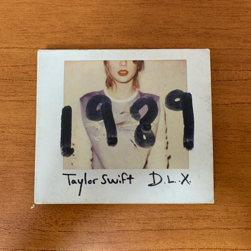 CD Taylor Swift 1989 Deluxe | Shopee Brasil
