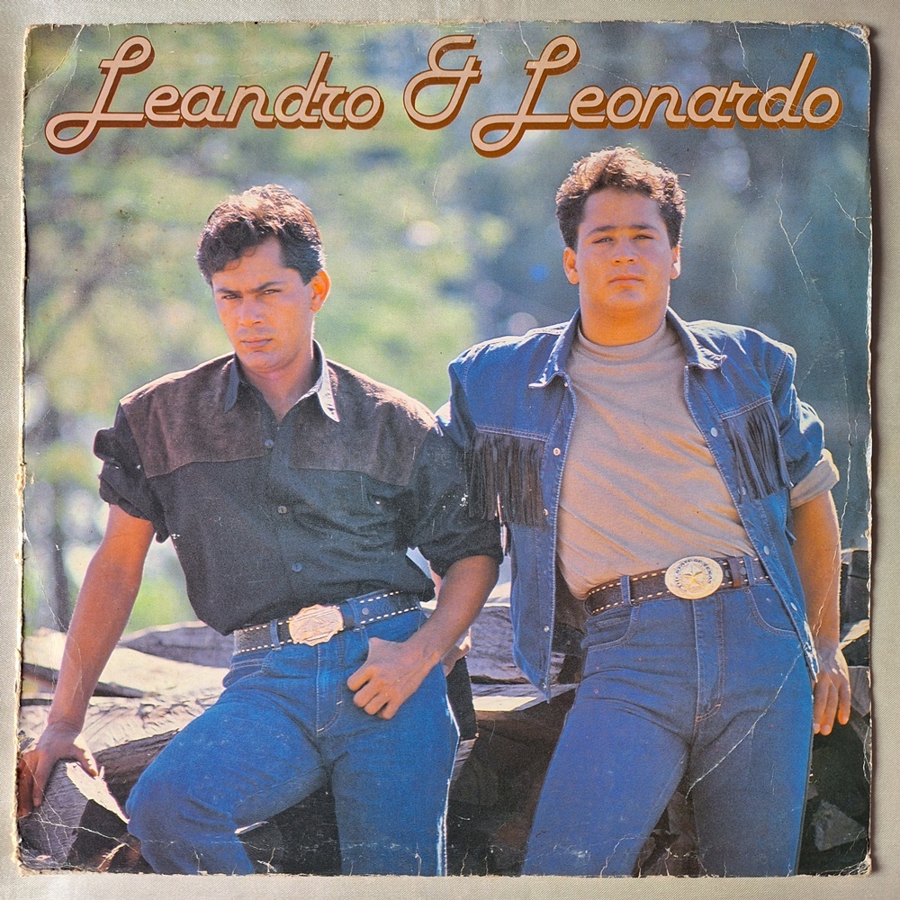 DISCO DE VINIL LP - LEANDRO & LEONARDO – LEANDRO & LEONARDO (1990) | Shopee Brasil