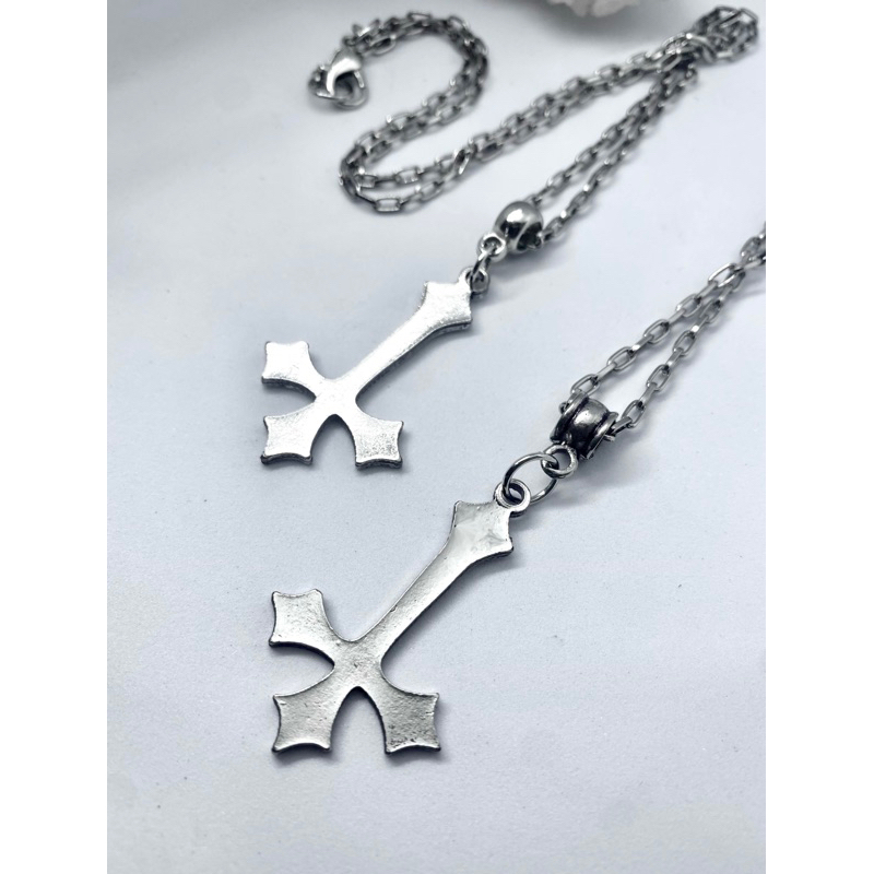 Cruz Invertida, Cruz invertida rústica , moda alternativa | Shopee Brasil