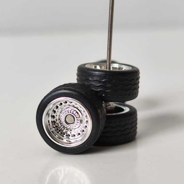 Rodas com pneus de borracha panela cromada para customização de ...