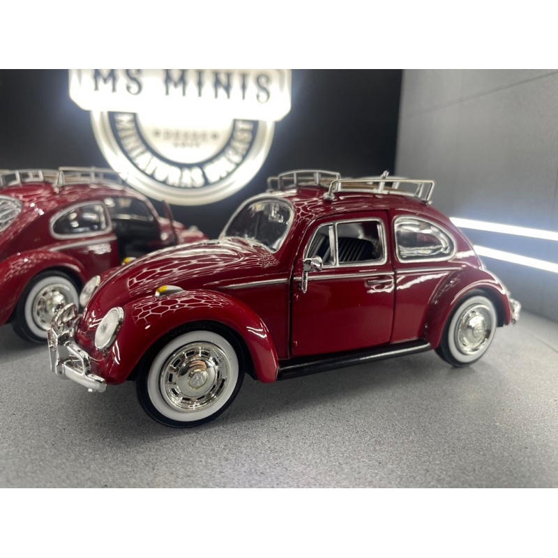 Miniatura Volkswagen Fusca Beetle 1966 com Rack no Teto Escala 1/24 ...