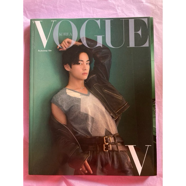BTS - V VOGUE MAGAZINE 2022 | Shopee Brasil