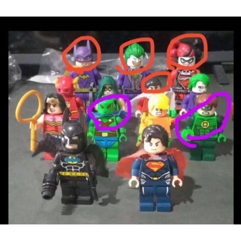 Lego Coringa, Batgirl, Arlequina, Lanterna, Shazam e John Johns ...