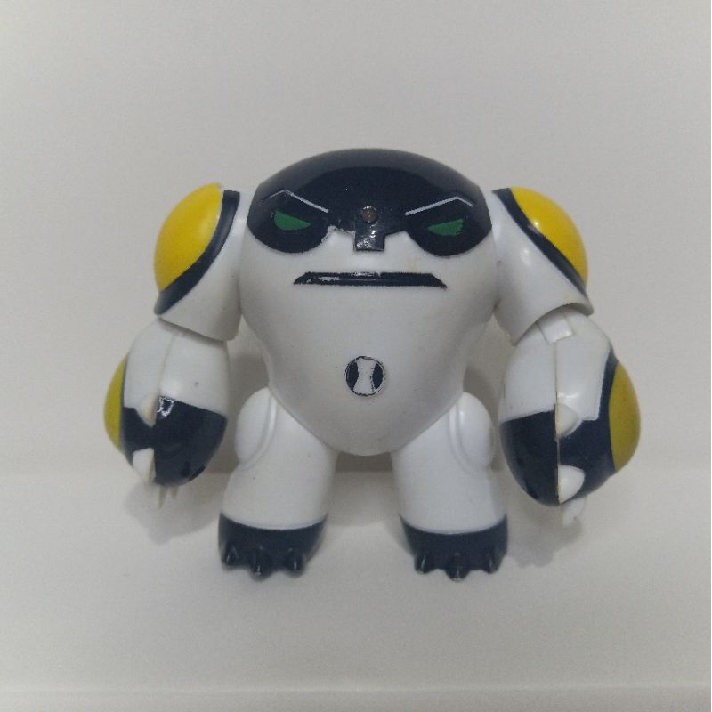 Ben 10 Reboot Boneco Bala de Canhão Bootleg | Shopee Brasil