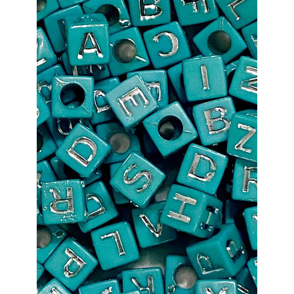 100 Unidades de Miçanga Entremeio Letras Quadradas Alfabeto Tiffany ...