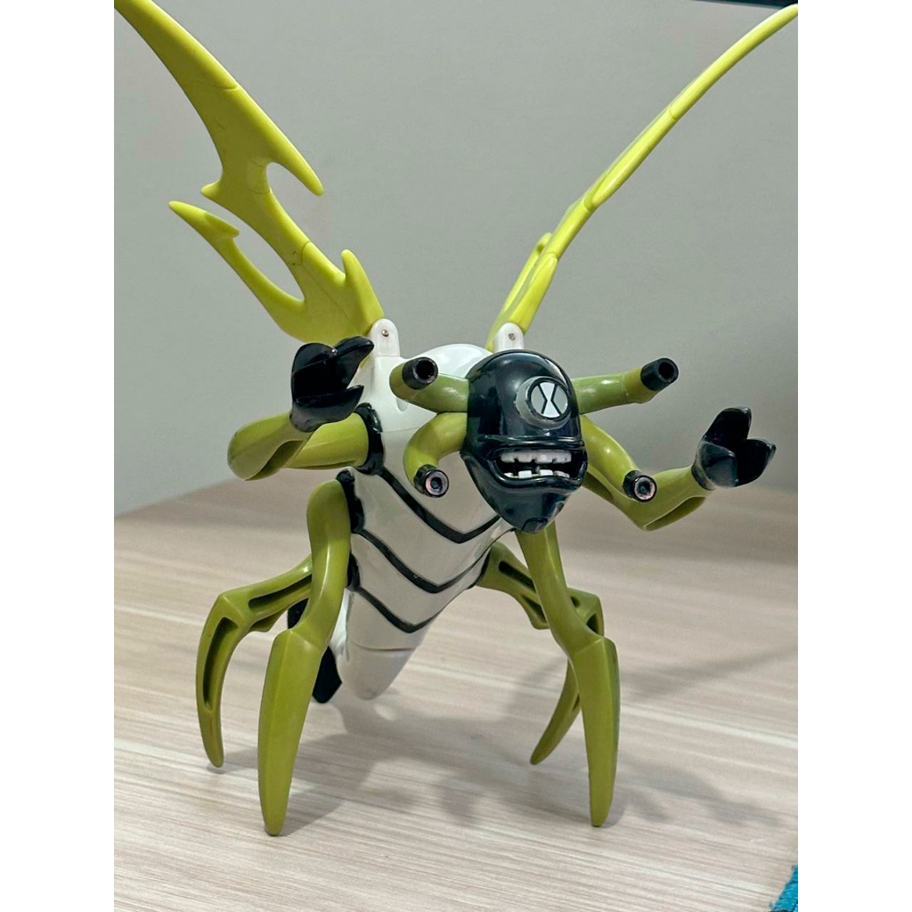 Boneco Insectóide Dna Alien Heroes Ben 10 Bandai Original Usdado ...