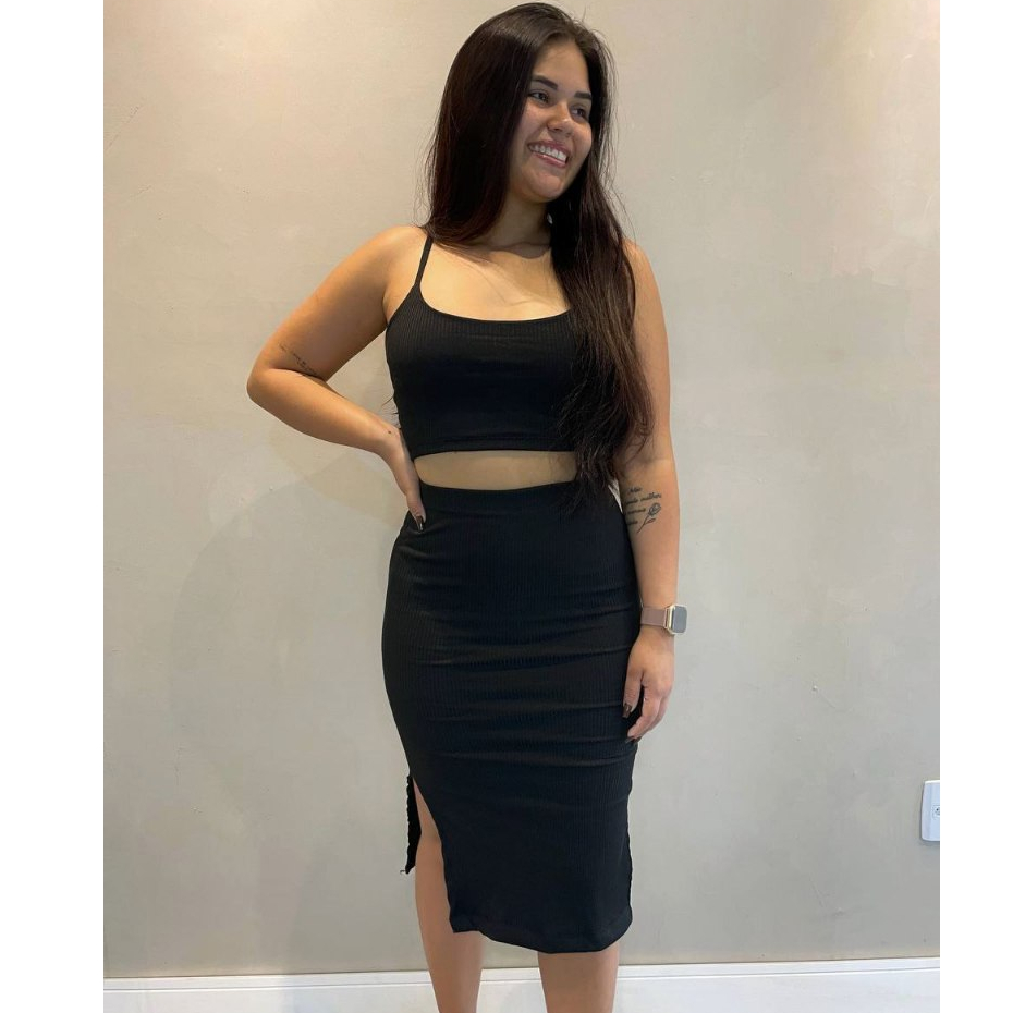Conjunto Feminino Malha Canelada Saia Midi Com Fenda E Cropped de Alça ...