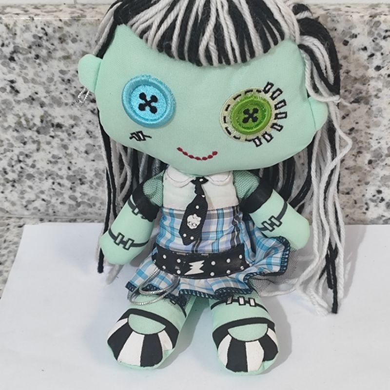 Bonecas Monster High Pano | Shopee Brasil