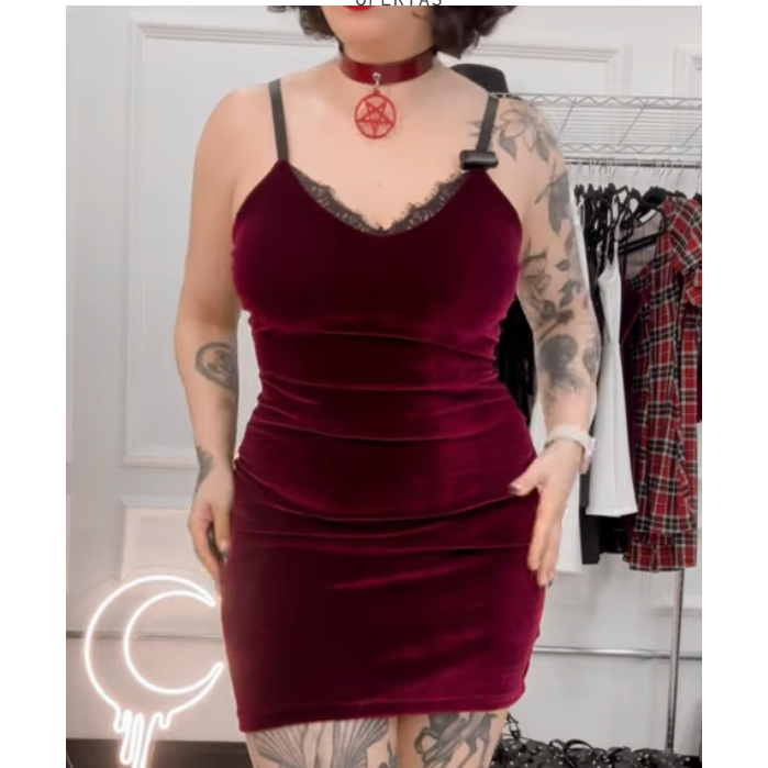 Vestido Gótico Alternativo Emo Egirl Reversa Eden Veludo Bordô e Renda ...