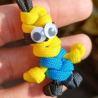 Chaveiro Minion - Artesanato Feito à Mão com corda Paracord 550 de alta ...