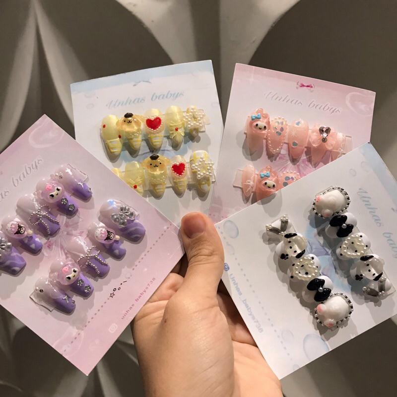 Unhas postiças em gel. Estilo da kawaii, My Melody e Kuromi, Pochacco e ...
