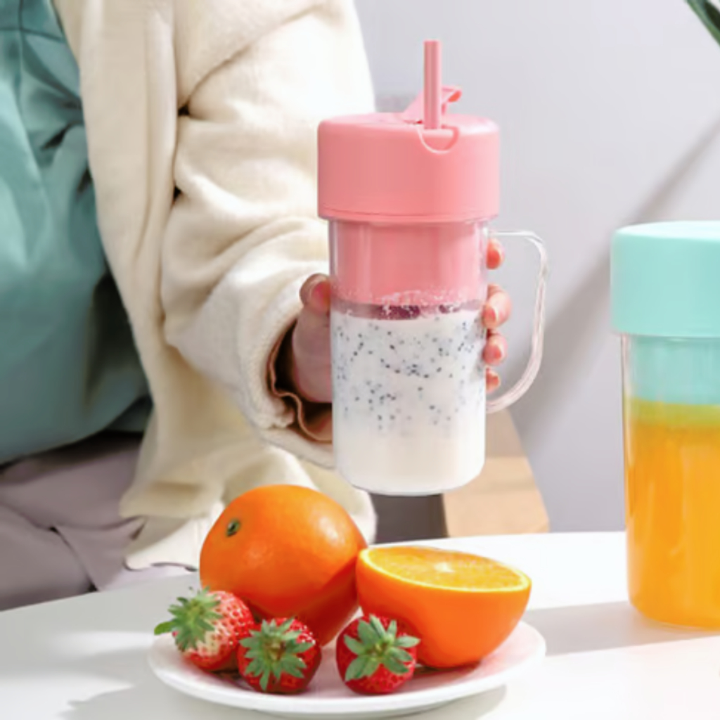 Copo Caneca Liquidificador Mini Juicer 420ml com 6 laminas com tampa e canudo Recarregável ...