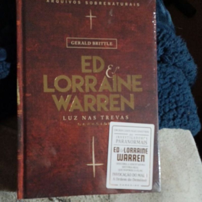Livro Ed & Lorraine Warren: Luz Nas Trevas - Gerald Brittle | Shopee Brasil