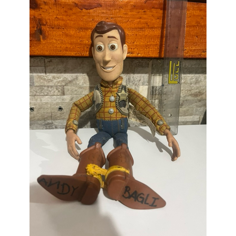 Boneco Woody Toy Story. | Shopee Brasil