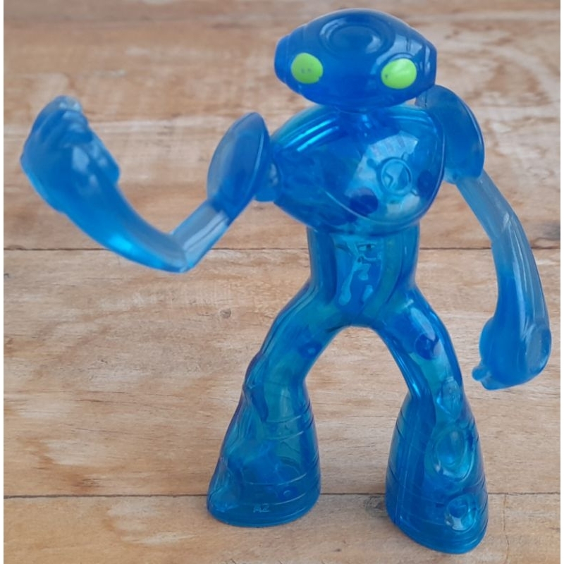 Brinquedo mc donalds 2012 ben 10 Omniverse boneco eco supremo | Shopee Brasil