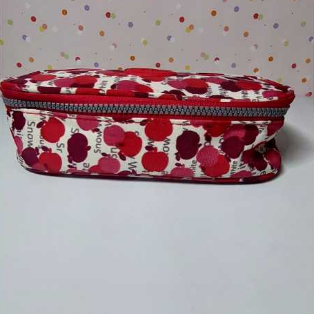 ESTOJO BOX 50 PENS VERMELHO (TIPO KIPLING) | Shopee Brasil