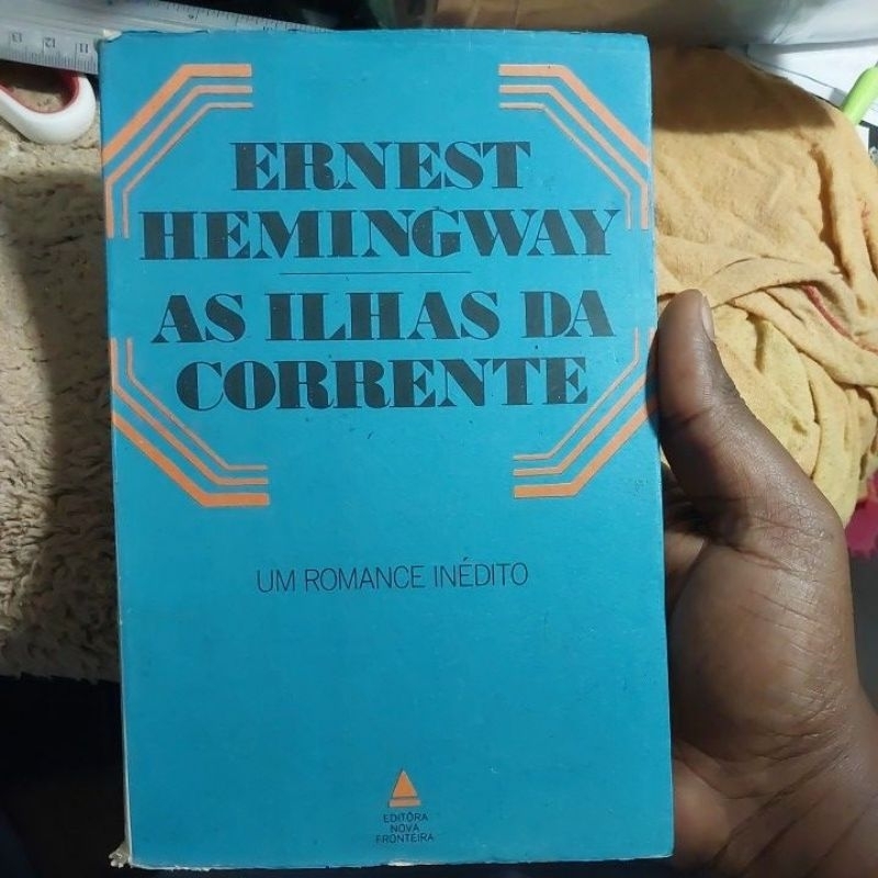 Livro - As Ilhas da Corrente - Ernest Hemingway | Shopee Brasil