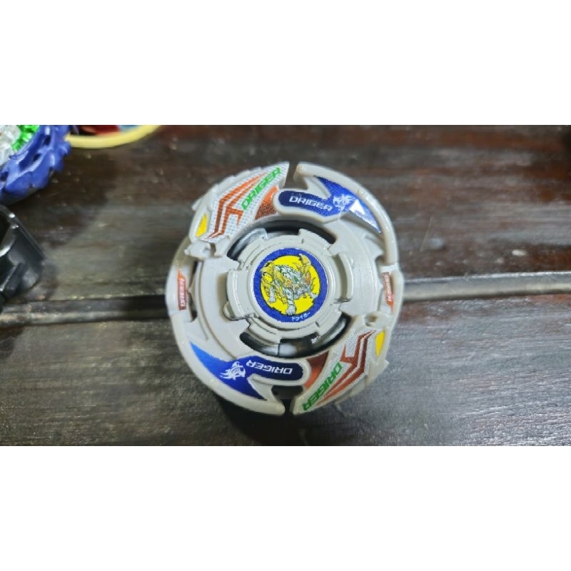 Beyblade Burst Remake Driger V2 TakaraTomy | Shopee Brasil