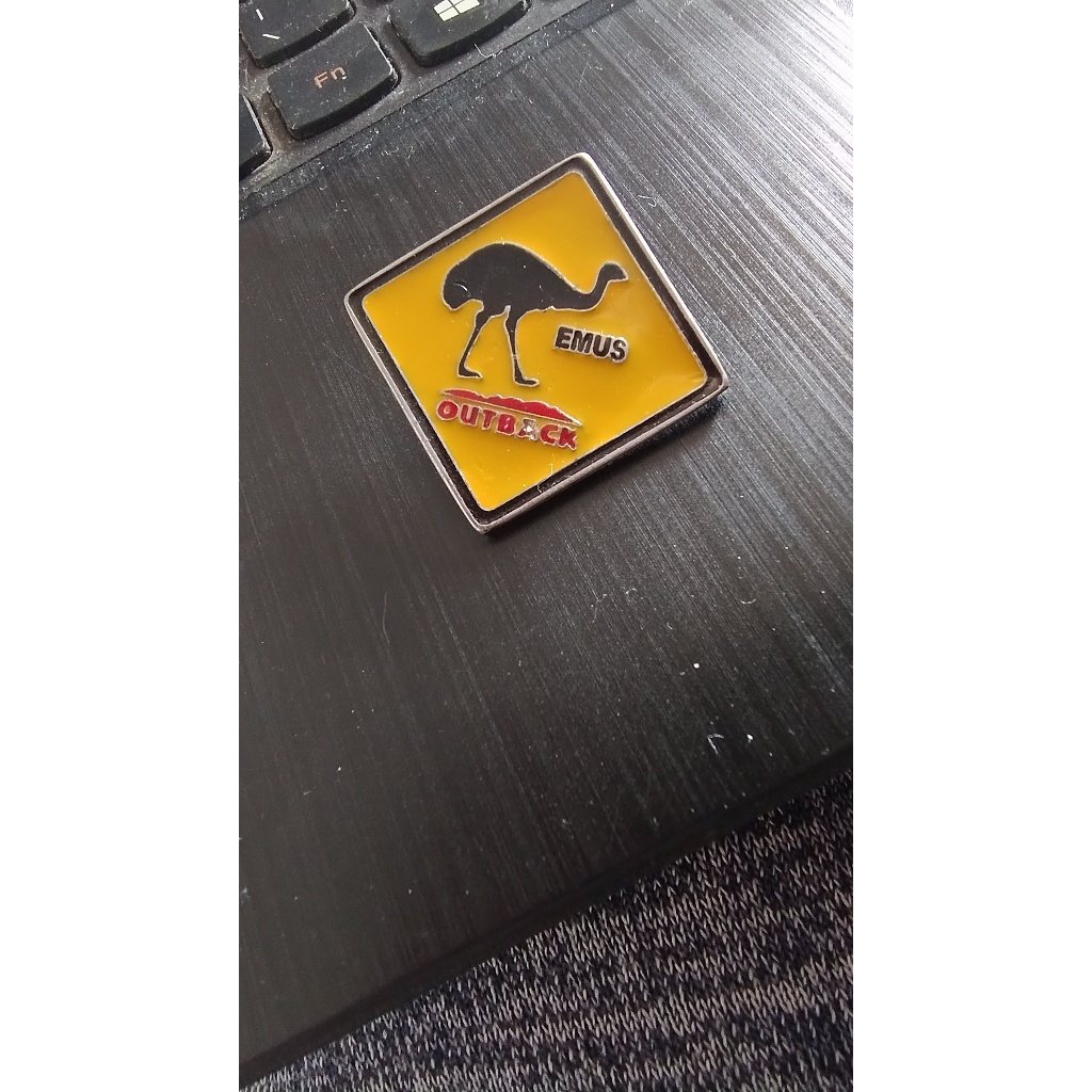 Pin Placa Sign Emu Outback Steakhouse | Shopee Brasil