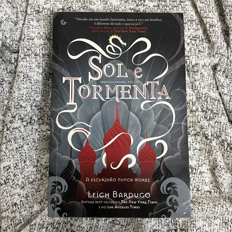 Livro “Sol e Tormenta” - Trilogia Grisha #2 - Leigh Bardugo | Shopee Brasil