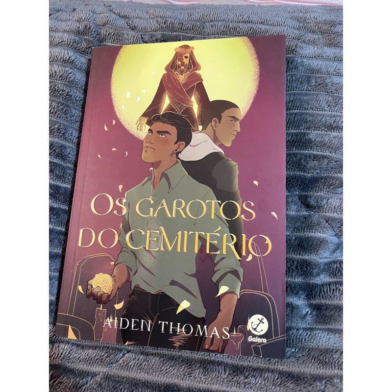 livro os garotos do cemitério - aiden thomas | Shopee Brasil
