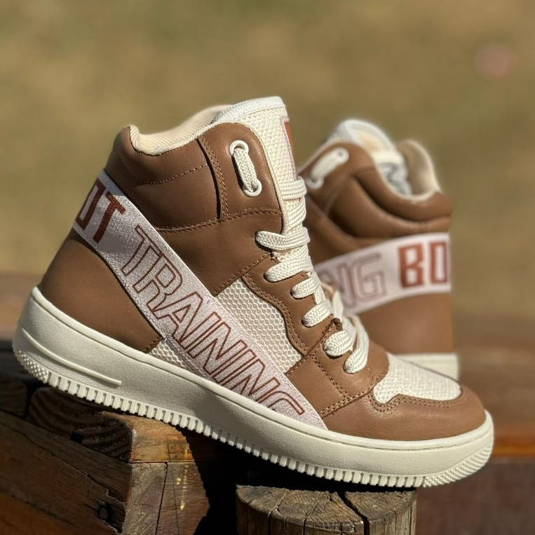 Botinha de treino boot training divas elastc tenis para academia leve e ...