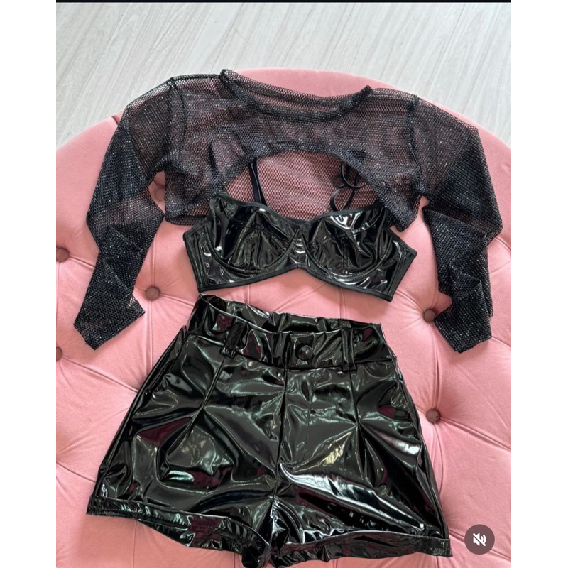 SHORT VINIL | Shopee Brasil