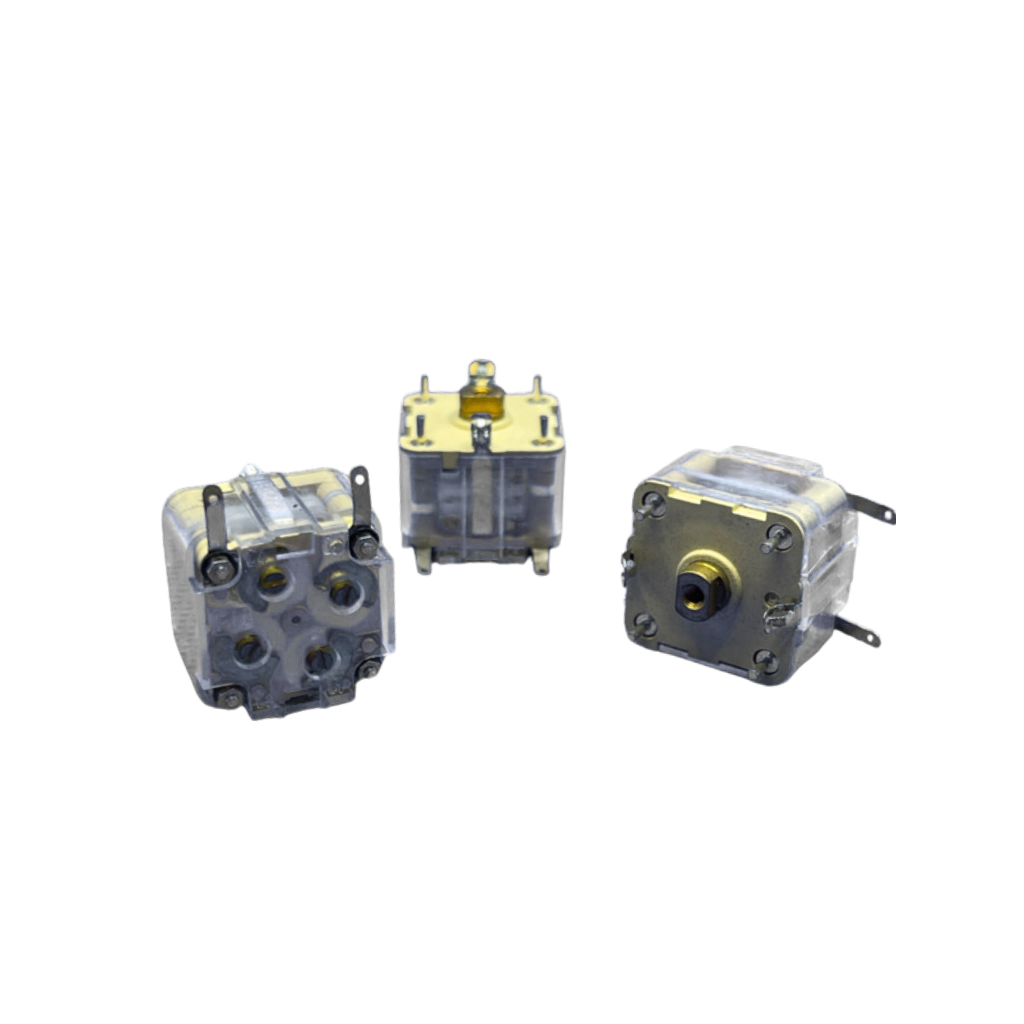 2X CAPACITOR VARIAVEL AM/FM CBM-443AF-2AB4 Quadruplo 160pf+160pf+20pf ...
