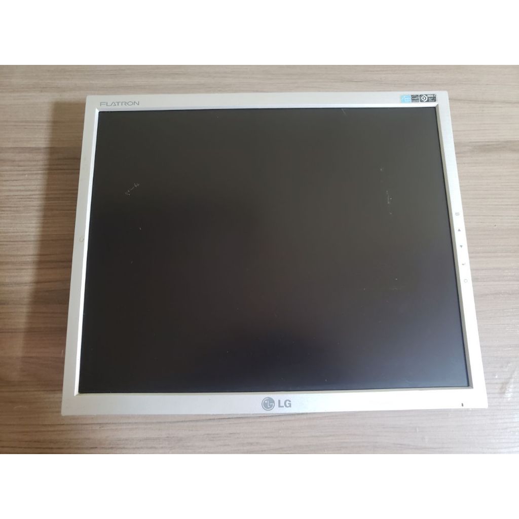 Monitor LCD LG Flatron L1753T-SF - Leia | Shopee Brasil