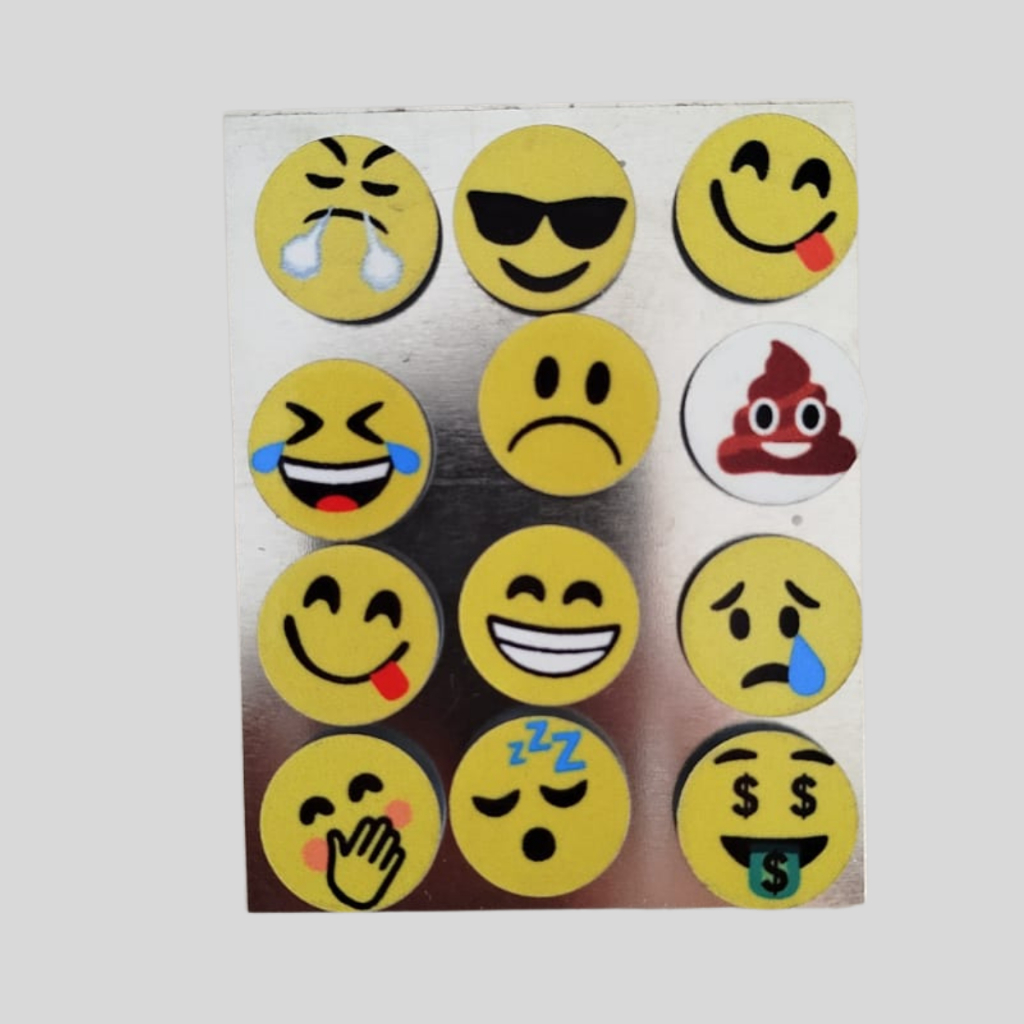 12 Imãs Variados Emoji, Coração e Bolinha Para Mural de Fotos, Quadro ...