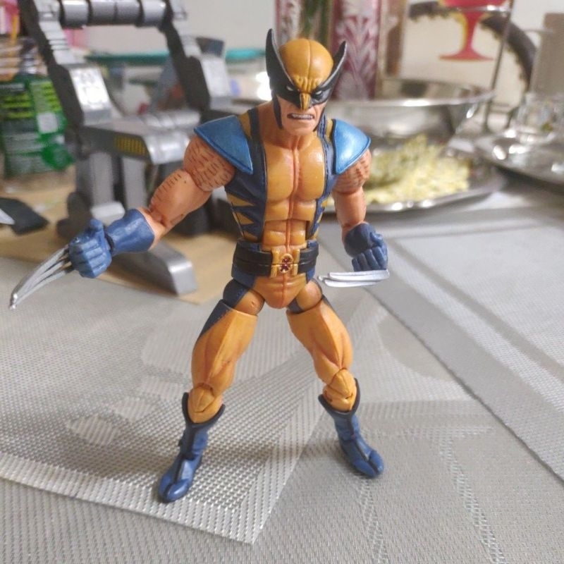 BONECO WOLVERINE ASTONISHING MARVEL LEGENDS WAVE APOCALYPSE TOYBIZ ...