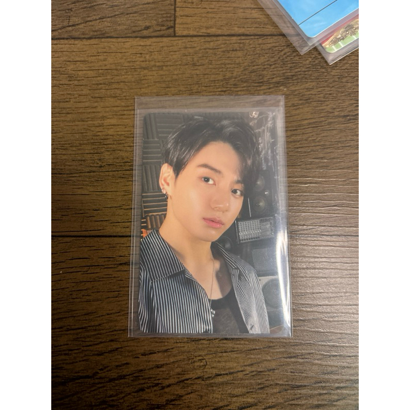Jungkook be essential photocard | Shopee Brasil
