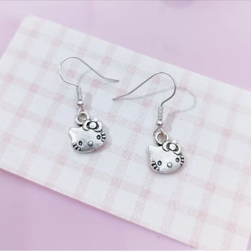 Brinco Hello Kitty Cute Coquette Prata Indie Soft Sanrio Brilhante Y2k ...