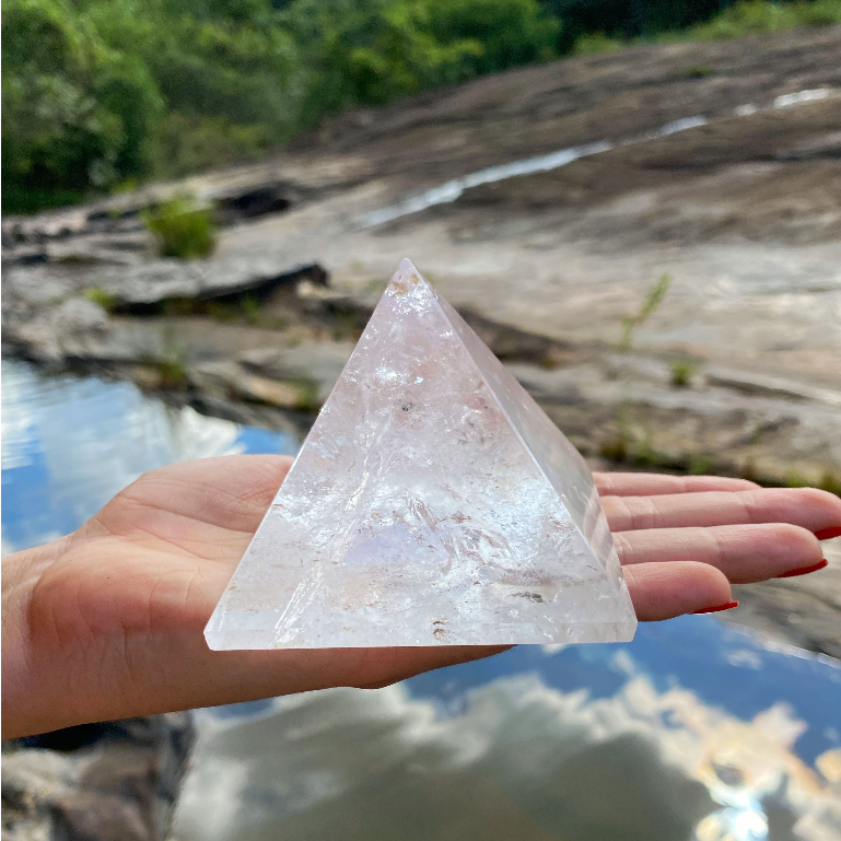 Pirâmide Cristal Quartzo Transparente Lapidada Cristais Naturais ...