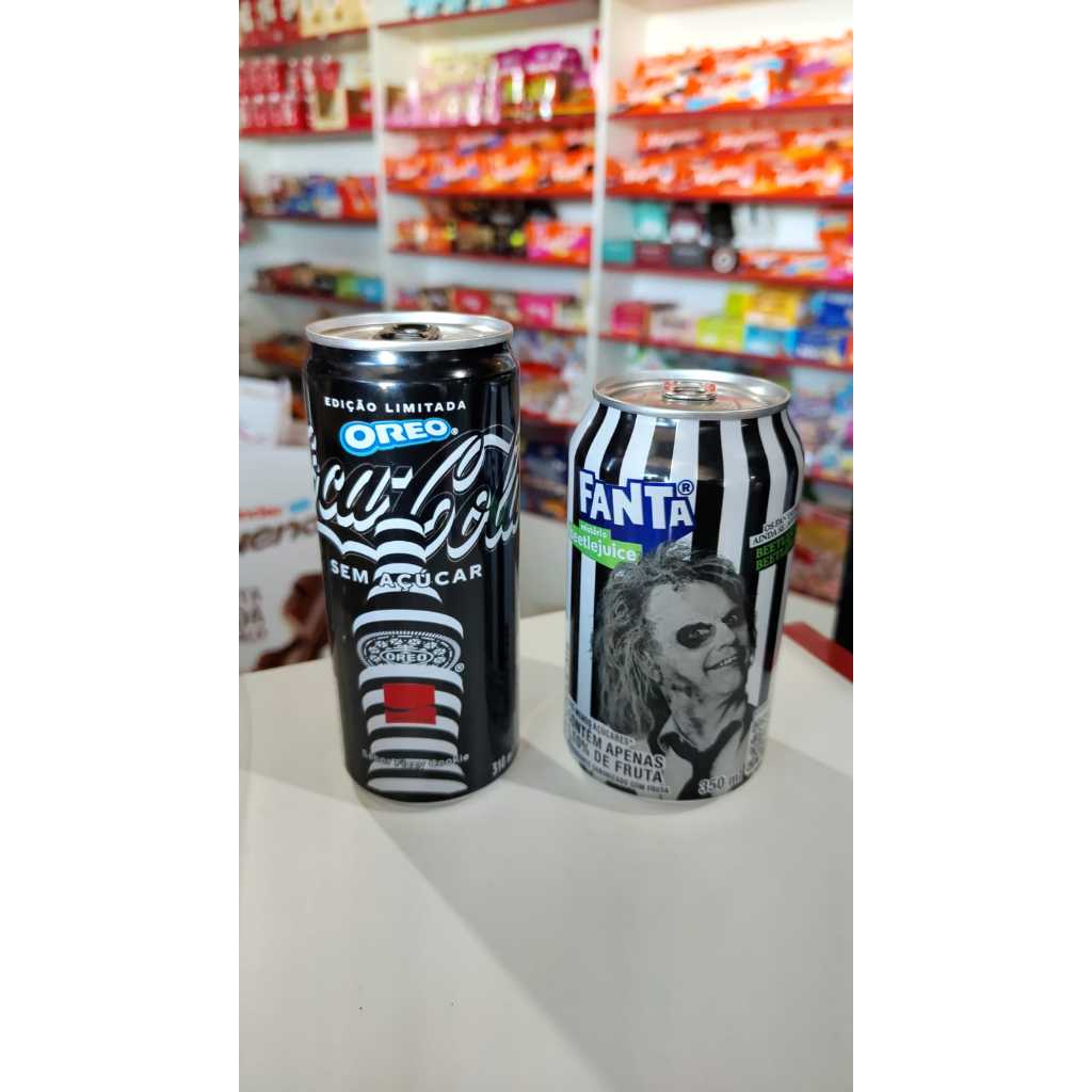 Kit 1 Coca Cola Oreo Sabor Fizzy Gookie 310ml cada e 1 Fanta Mistério ...